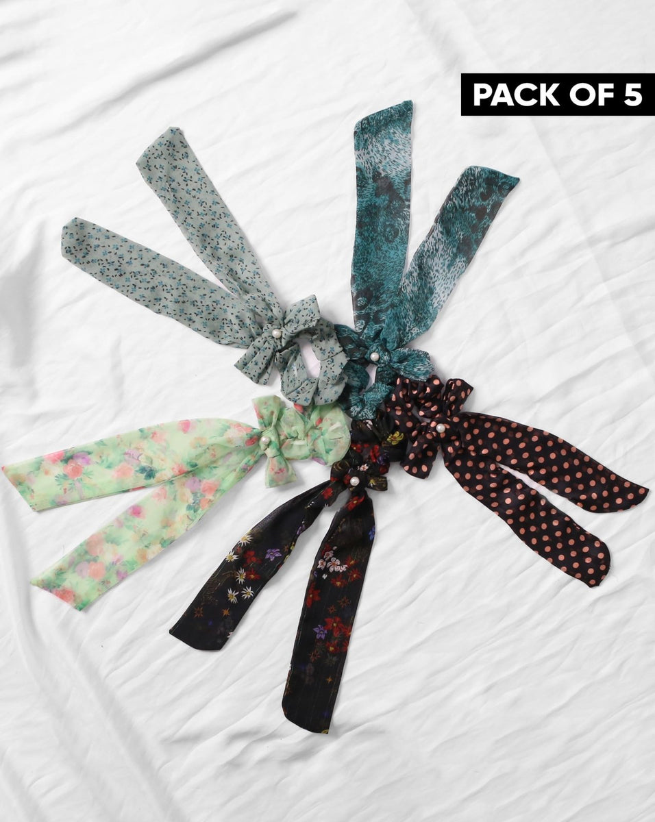 | PACK OF 5 PRINTED SCRUNCHIES | - Polkadots