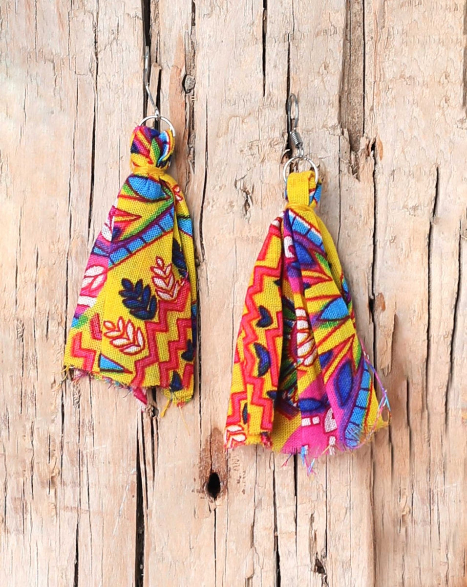 FABRIC TASSEL EARINGS - Polkadots
